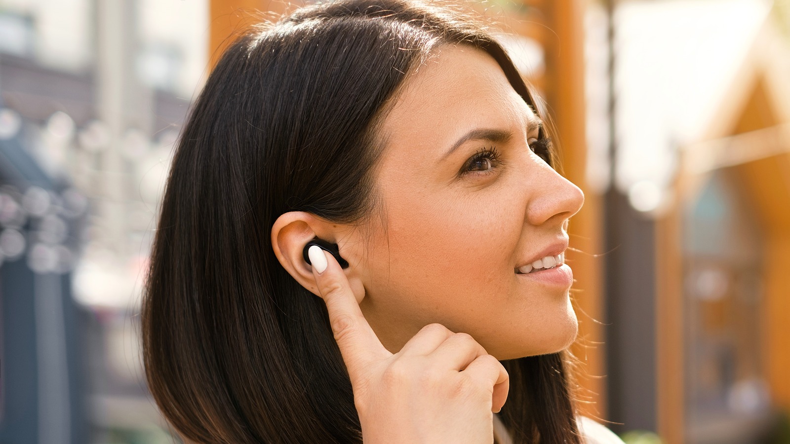 Meta's Next Wearable May Be Earbuds With AI And Built-In Cameras