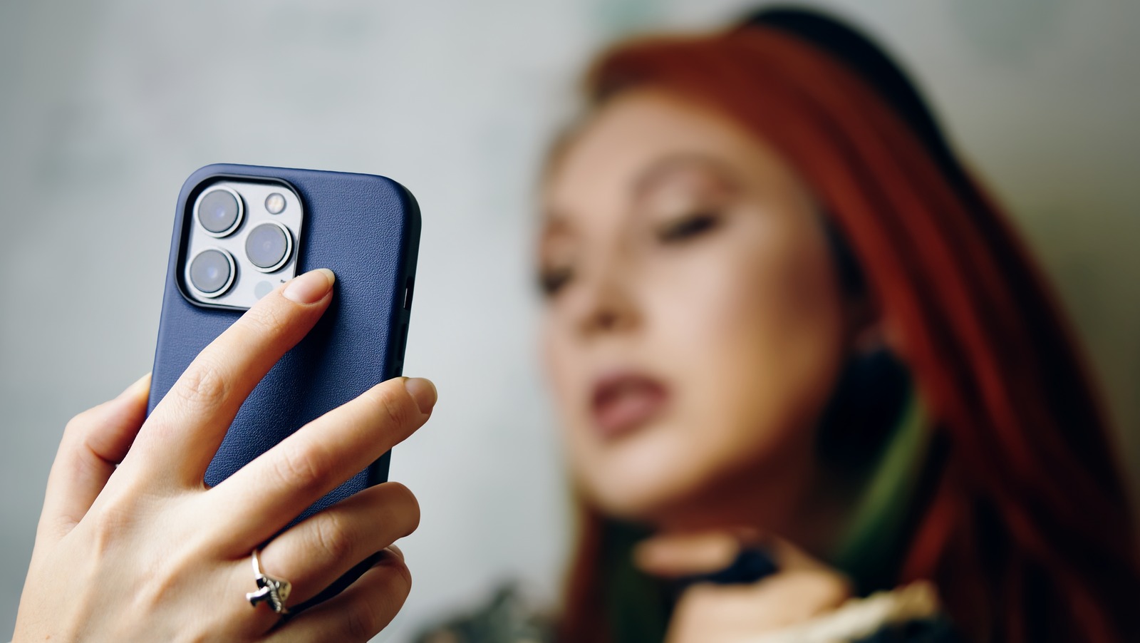 How To Mirror Your iPhone Selfie Camera Pictures