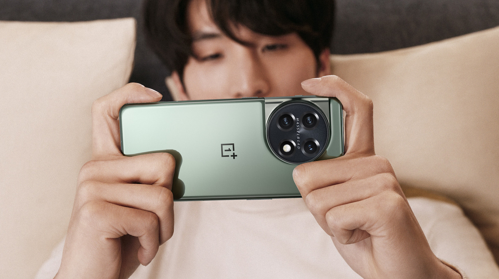 OnePlus Spoils The Flagship Surprise Weeks Before Launch