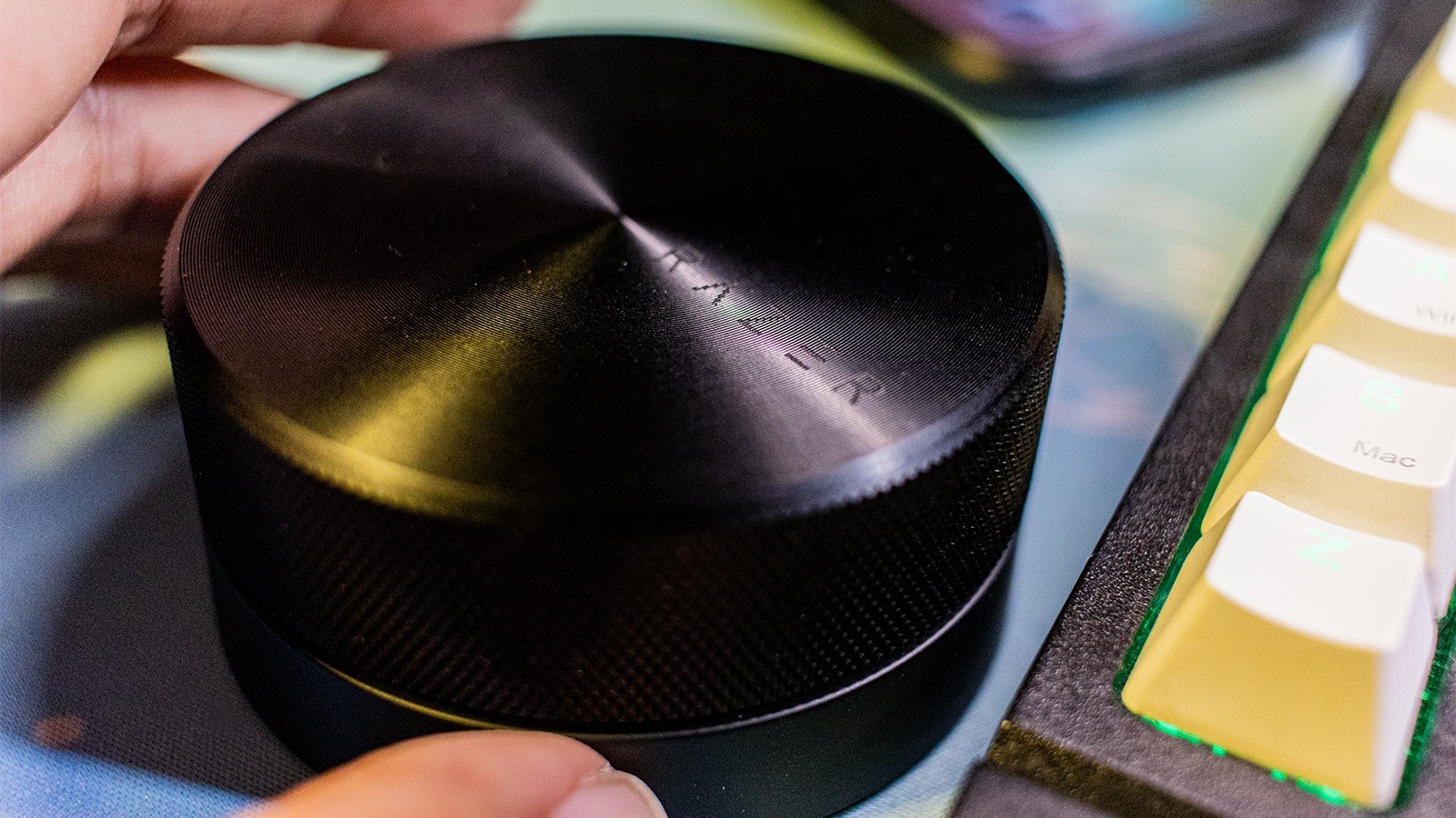 Razer Wireless Control Pod: Can It Really Control Your Whole PC Setup?