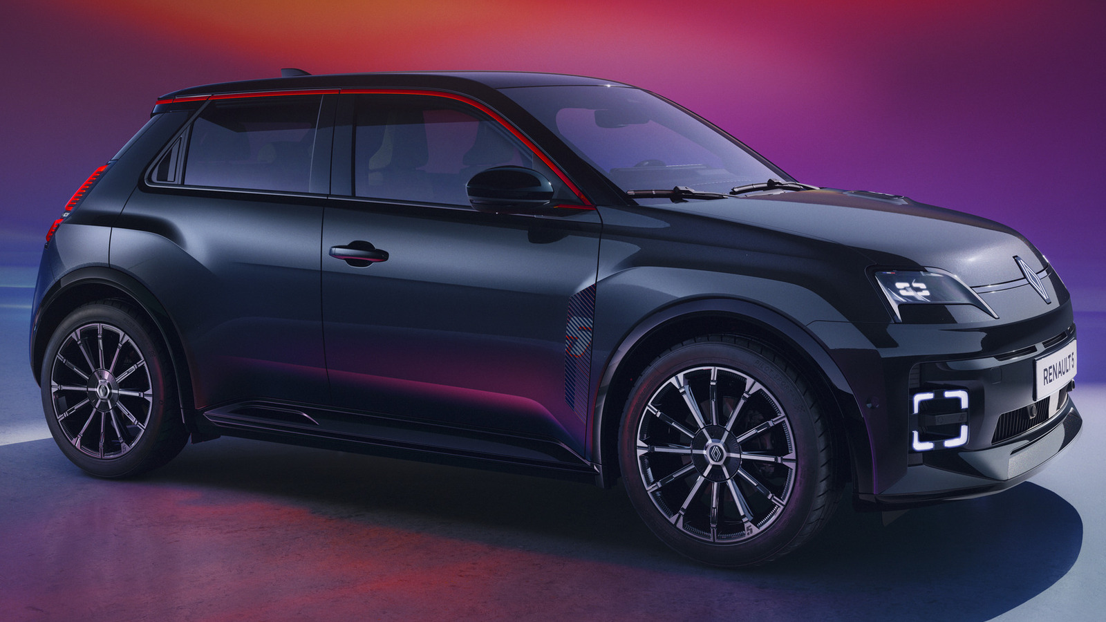 Renault 5 E-Tech Electric Shows Why Big EVs Are The Wrong Idea