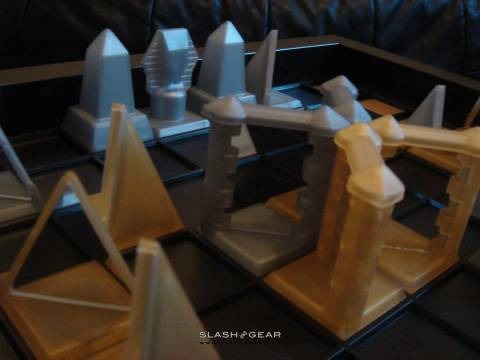 SlashGear Review: Khet, The Laser Strategy Game - SlashGear