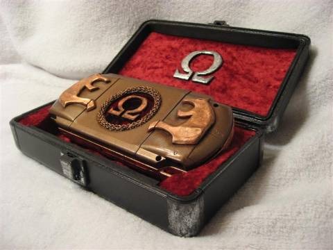 Sony PSP Gets An Extreme God Of War Makeover - SlashGear