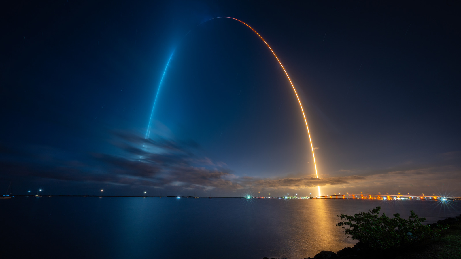 How Do The SpaceX Crew Dragon And The Boeing Starliner Compare?