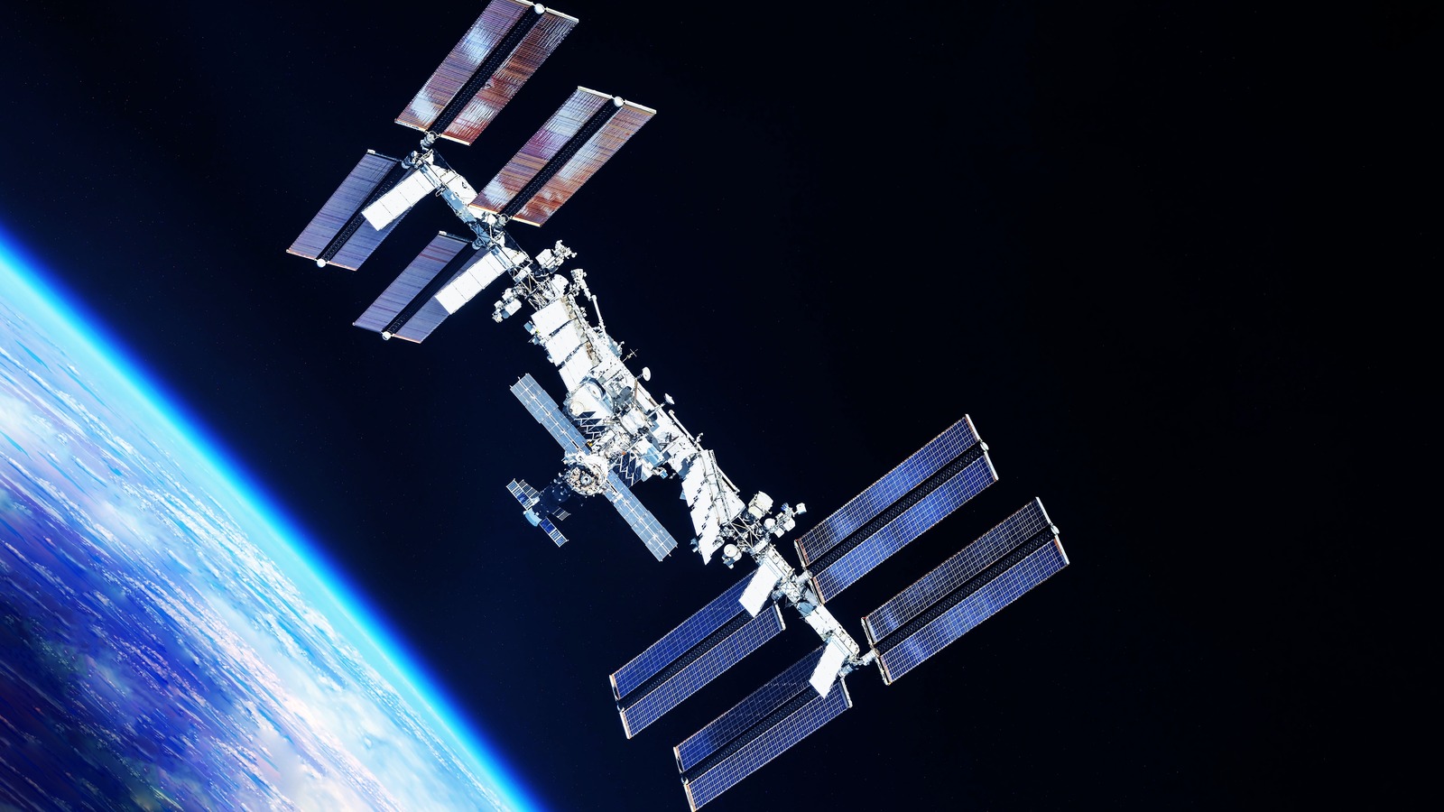 SpaceX Will Destroy The ISS – Here's What We Know About The Plan