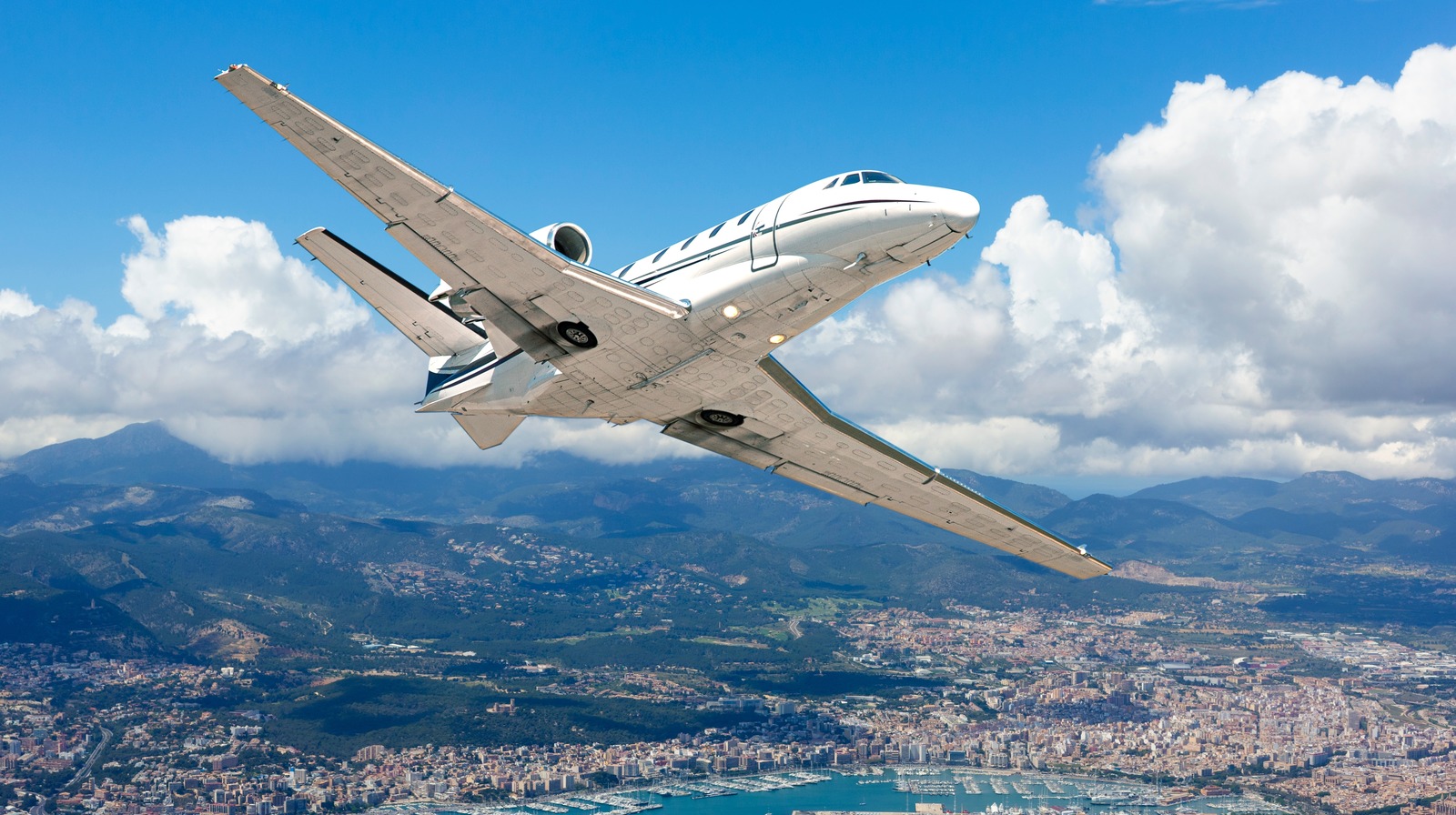 Speed Demons: 9 Of The Fastest Private Jets In The Sky Today