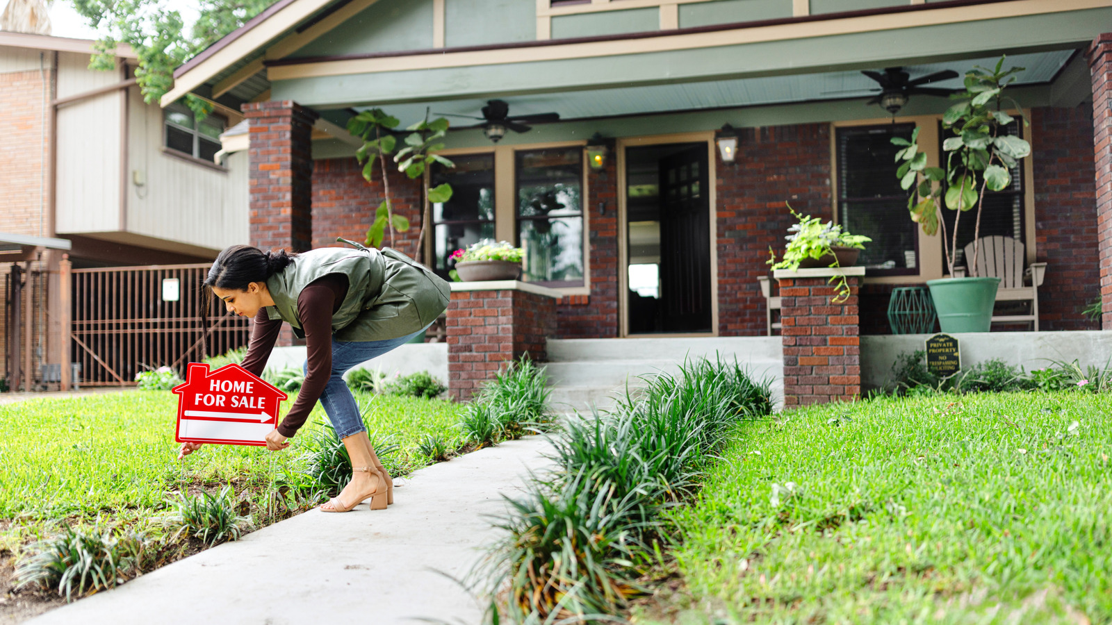 Selling Your Home? Here Are 9 Quick Tech Upgrades To Make Before You Do