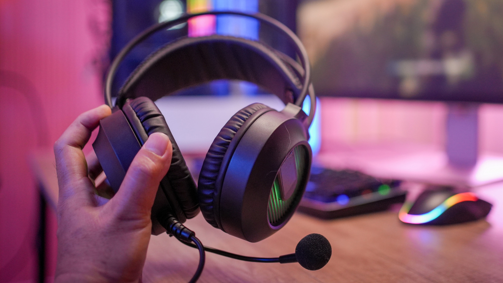 The 13 Best Headphones For Gaming You Can Buy On Amazon, Ranked By User ...