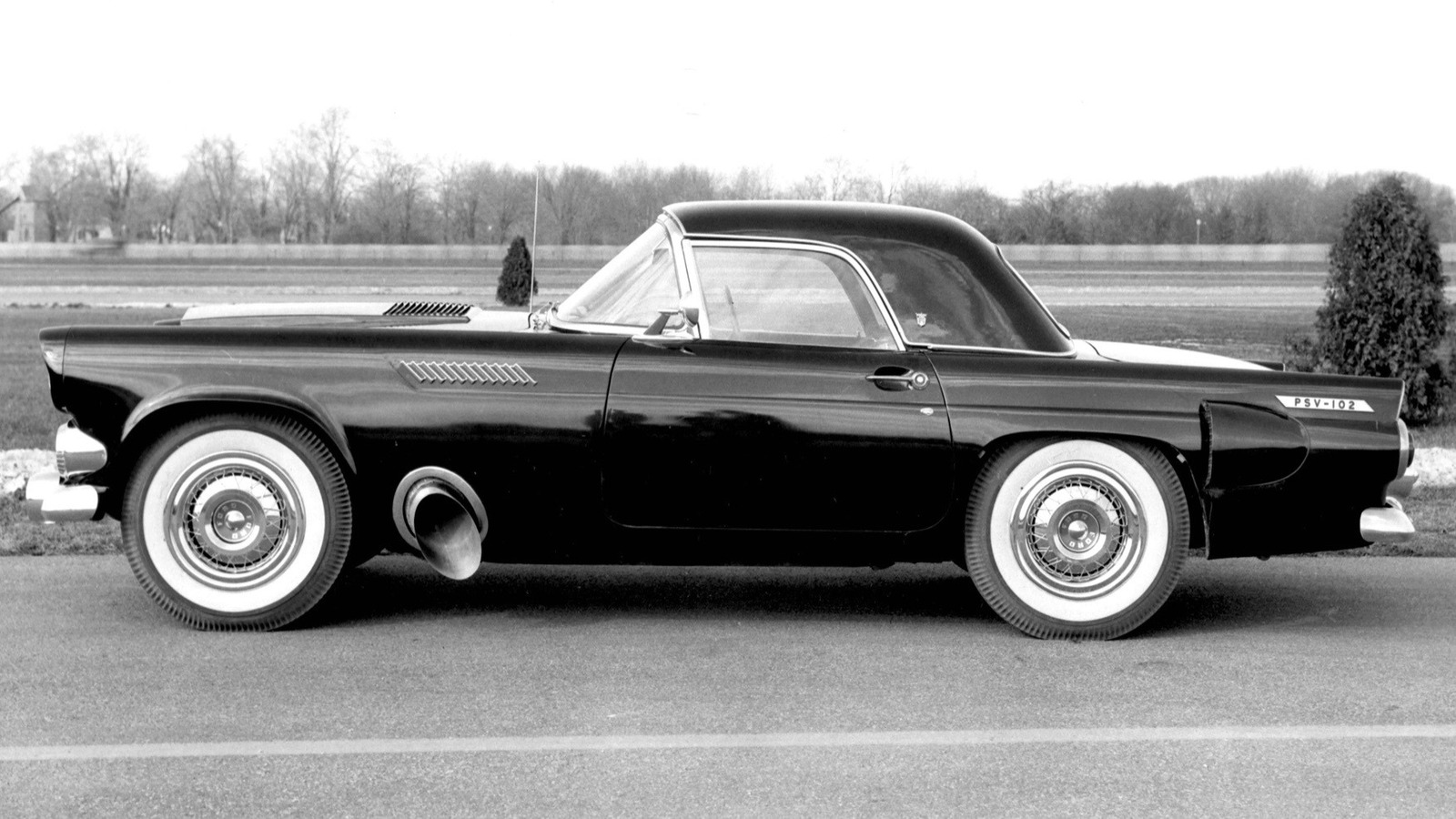 The Fascinating True Story Behind Ford's Turbine-Powered Thunderbird