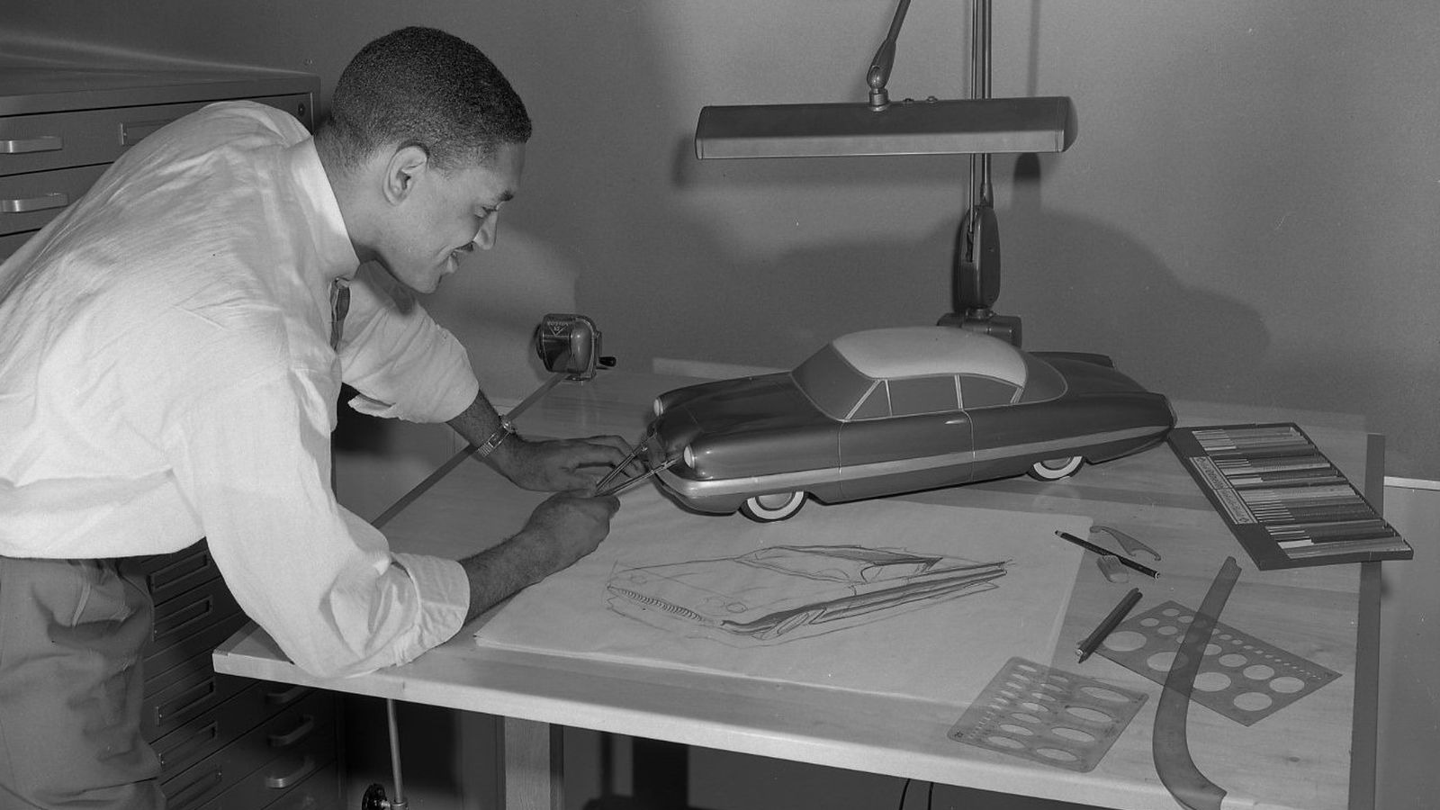 The Incredible True Story Behind The Designer Of The Original Ford Bronco