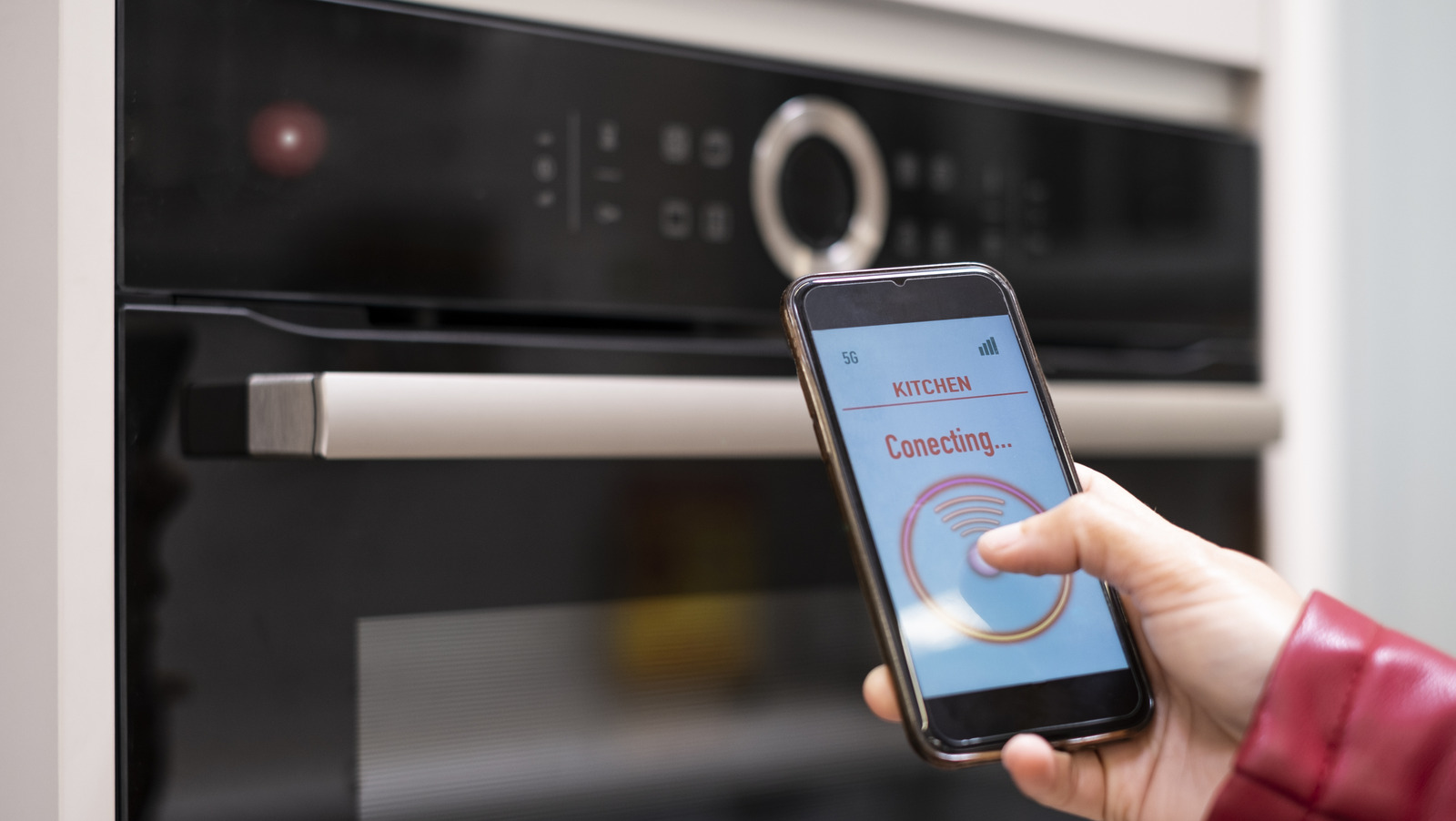 The Most Useless Tech Included In Today's Kitchen Appliances