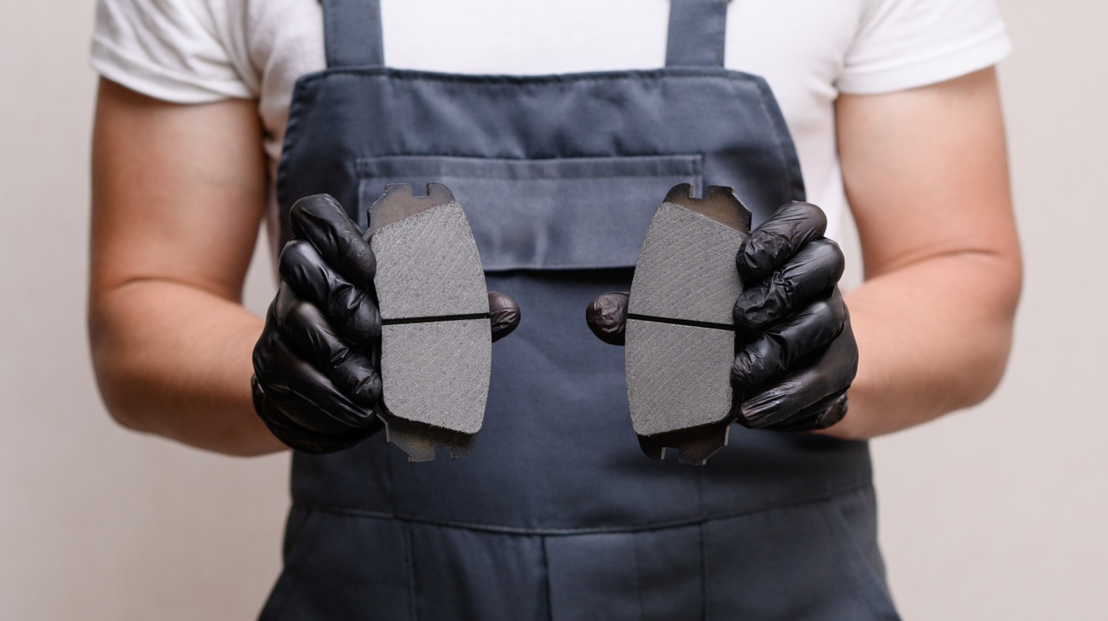 The Real Difference Between Ceramic And Semi-Metallic Brake Pads