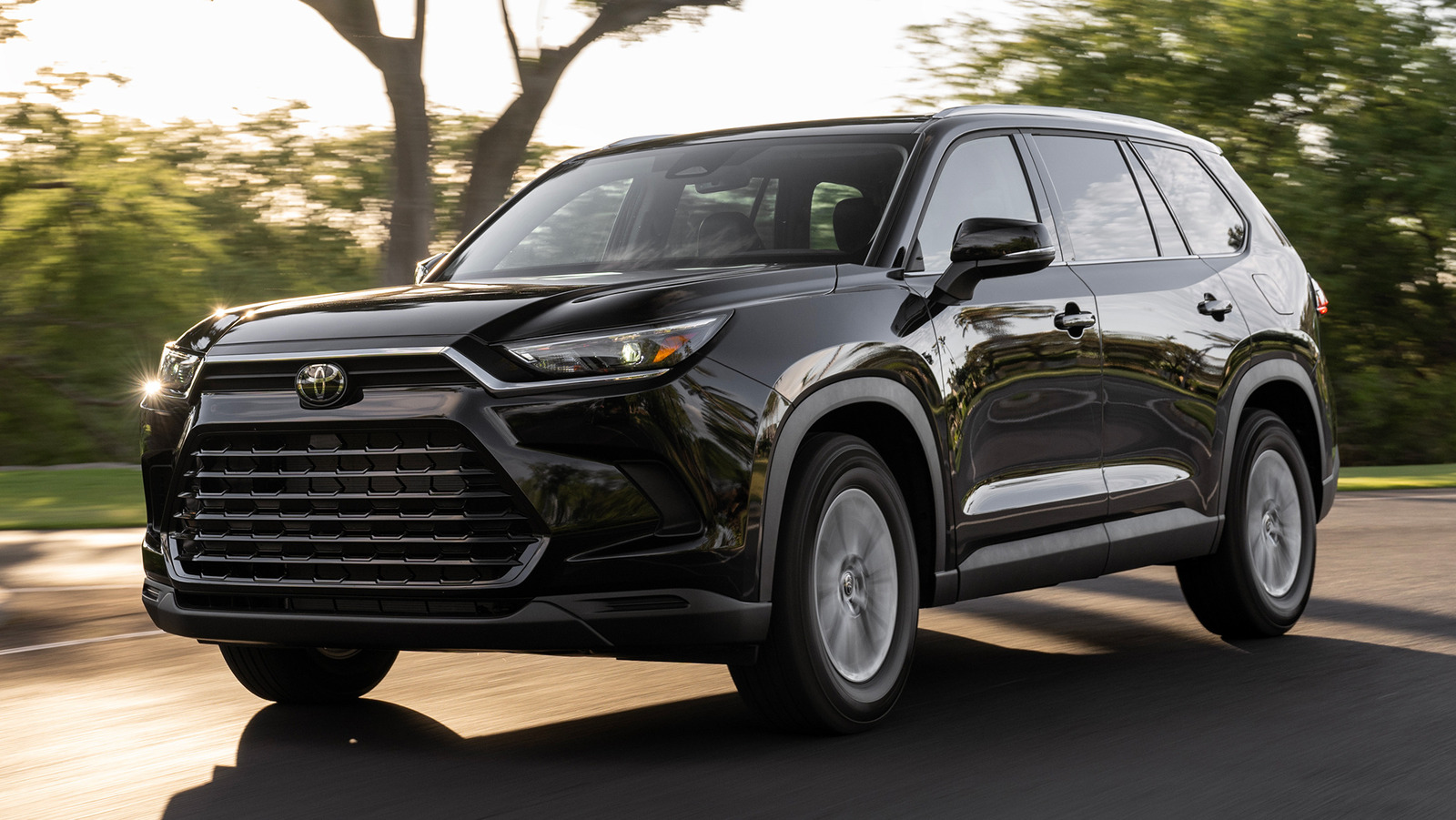 These High-Resale Value SUVs Are A Smart Buyer's Best Bet