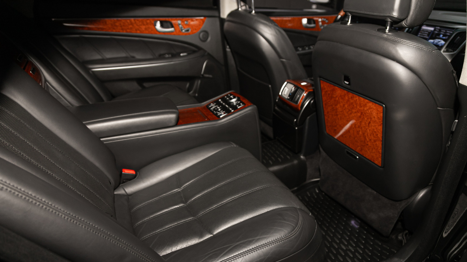 This Affordable Luxury Sedan Has Rear Reclining Seats For A Quick Nap ...