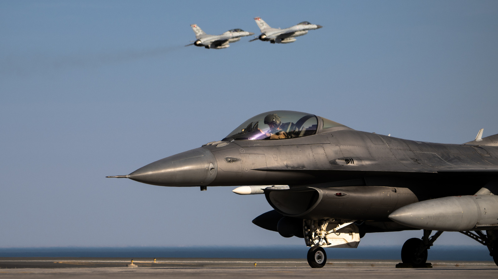 This Fighter Jet Is The Most Fun To Fly, According To A Fighter Pilot