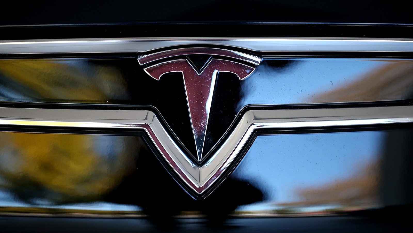 This Hack Lets You Add Android Auto To Your Tesla This Hack Lets You Add Android Auto To Your Tesla