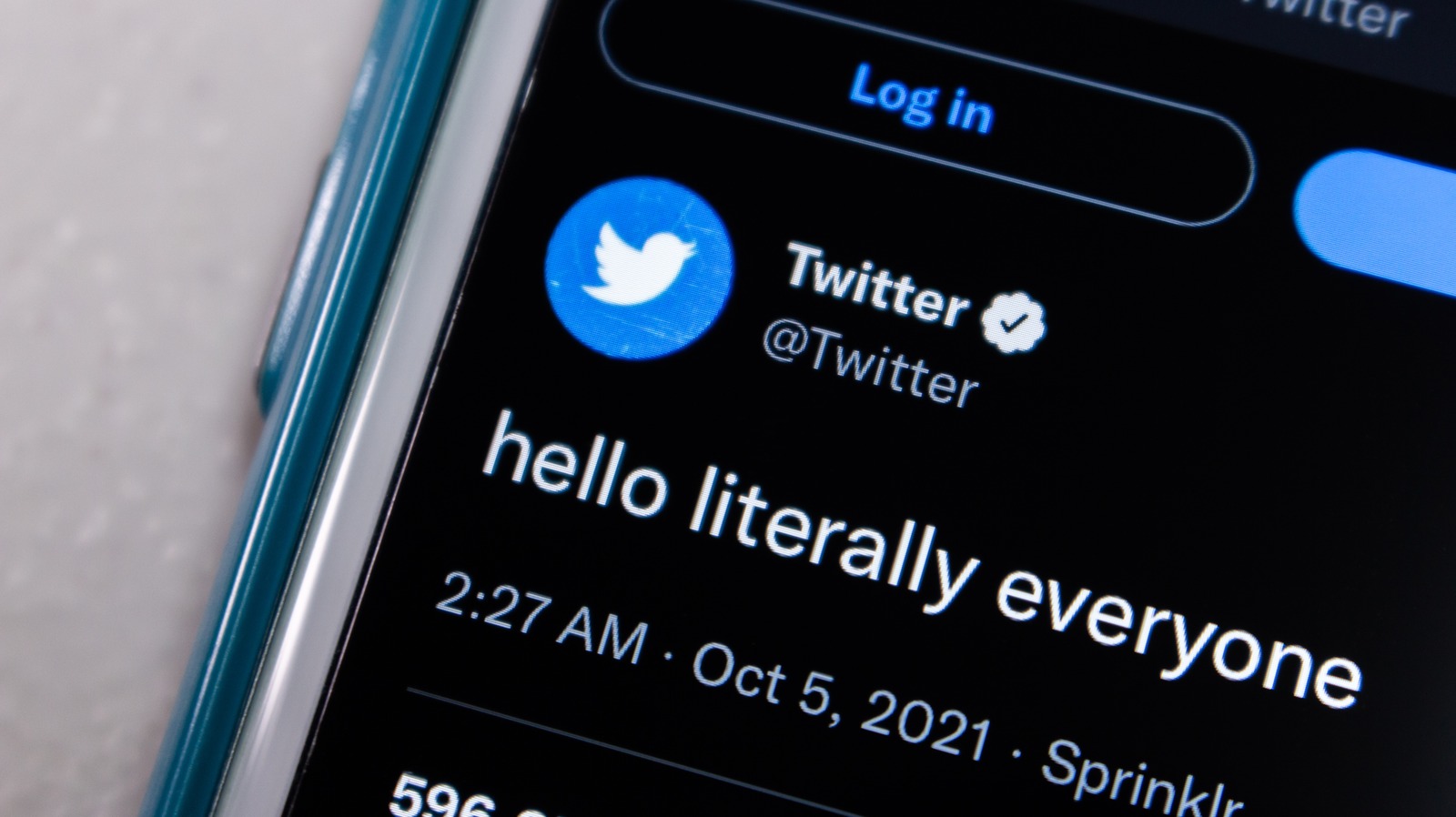 Twitter Workers Claim NYC Office In Smelly State Of Chaos Due To Staff Cuts