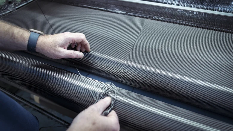 USED CARBON FIBER CAN BE RECYCLED, BUT IT'S NOT EASY – HERE'S WHY ...