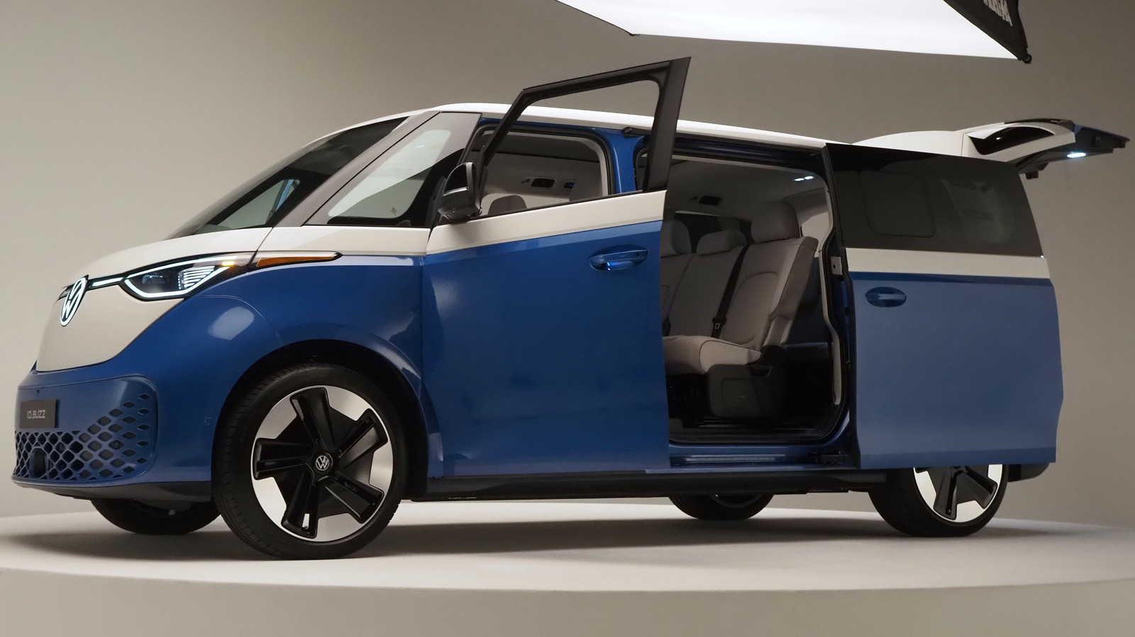 VW Unveils Trims And Features For The 2025 ID.Buzz EV