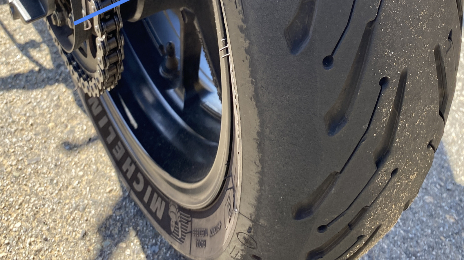What Are Chicken Strips On Motorcycle Tires, And What Do They Look Like?
