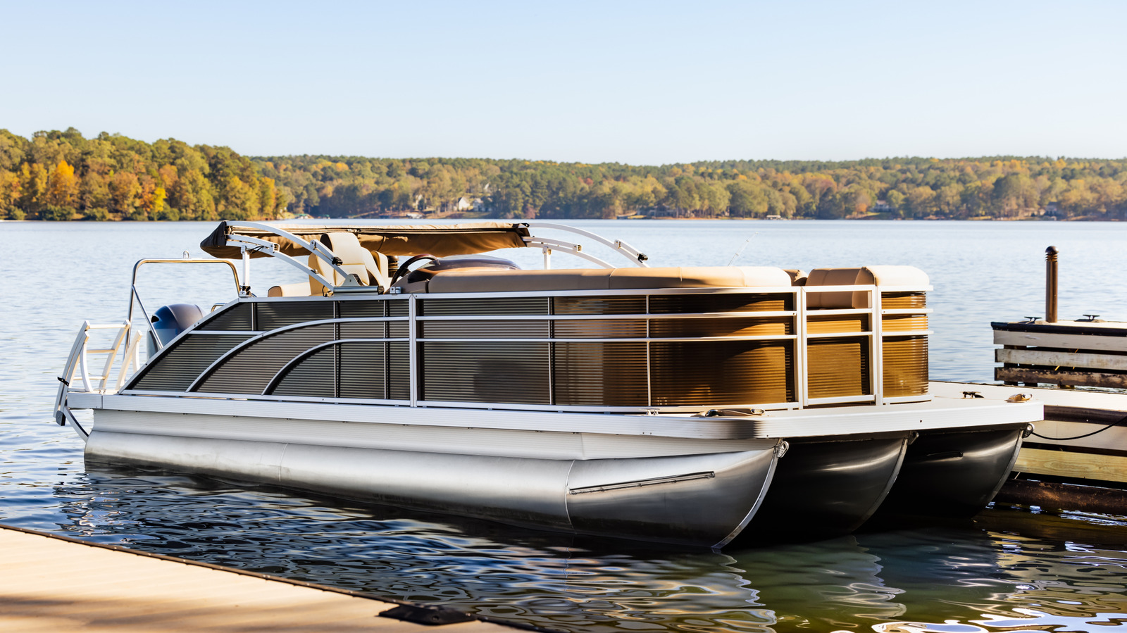 Pontoon Vessel
