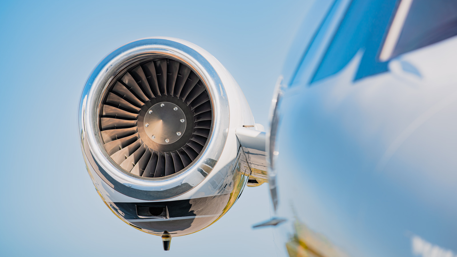 What Type Of Fan Is In A Jet Engine And How Does It Work?