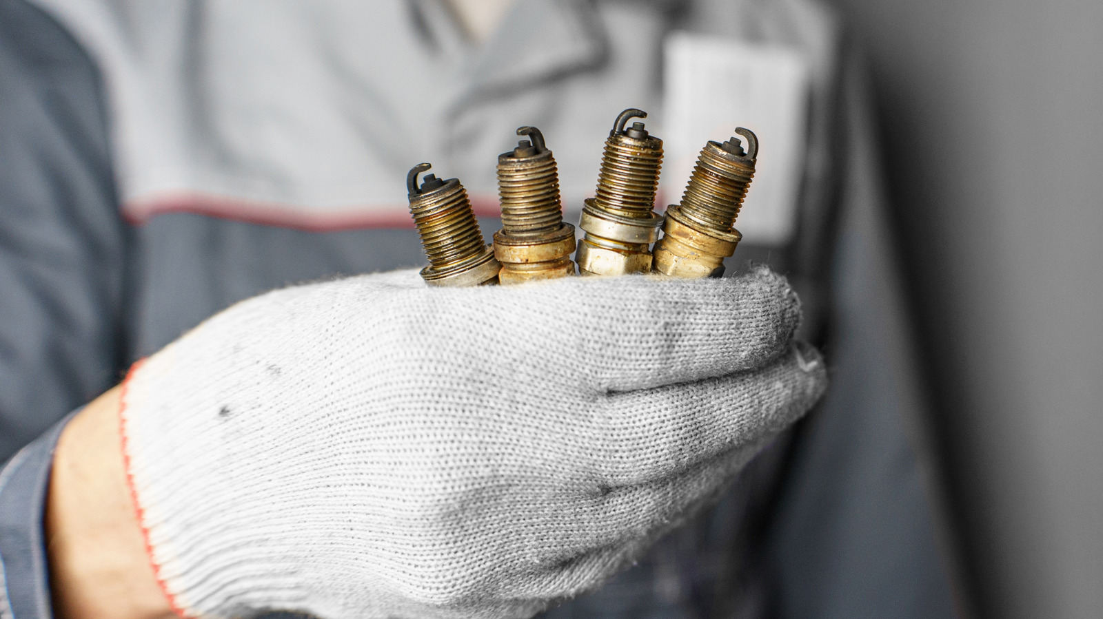 What's The Average Lifespan Of A Spark Plug? Here's How Long One Should ...