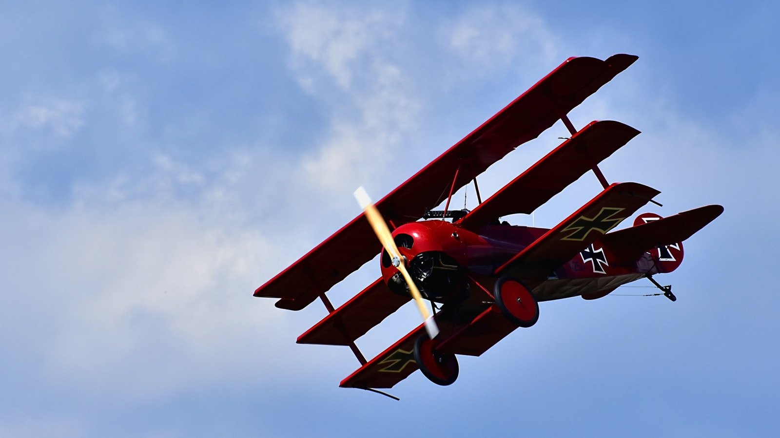 Why Did Some WW1 Planes Have Three Wings?