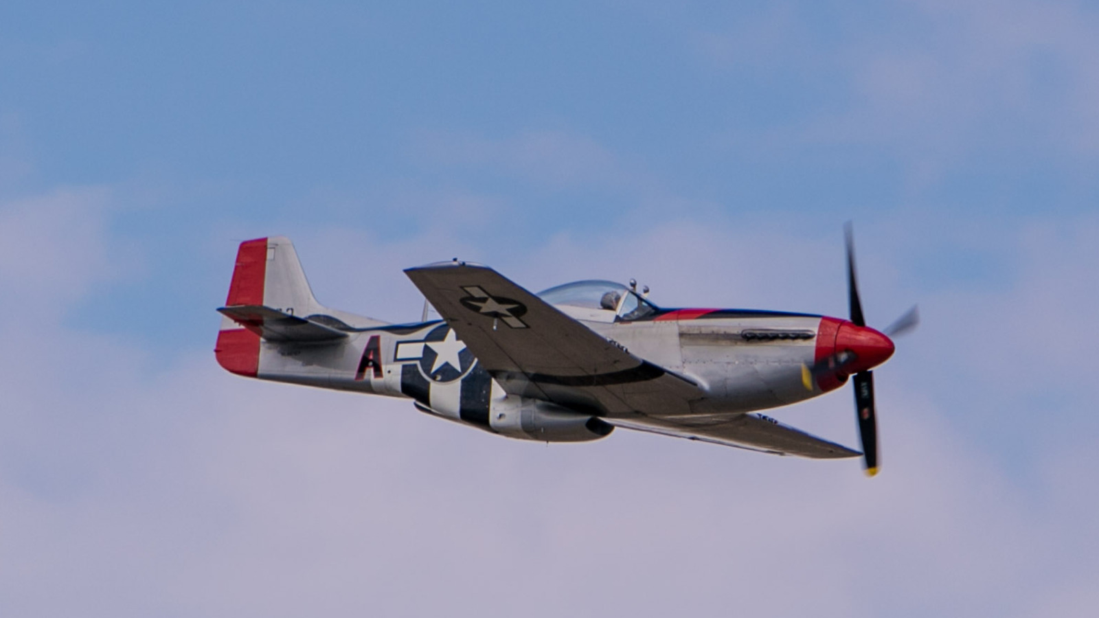 Why Did The P-51 Mustang Have A Scoop On The Bottom?