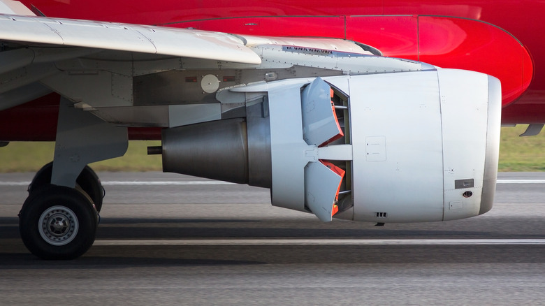 Why Do Plane Engines Open When Landing Why Do Plane Engines Open When Landing