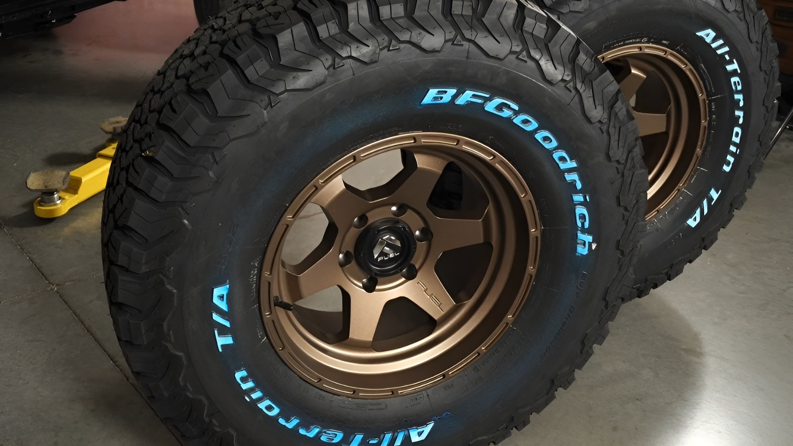 Why Some Tires Have A Blue Tint When They're New