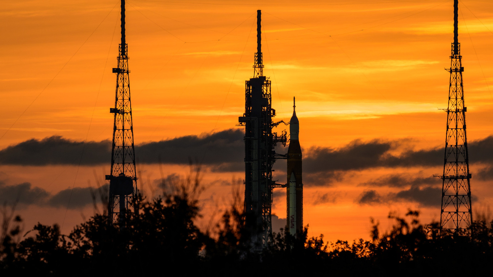 With Hydrogen Leak Fixed Artemis 1 Gets A New Launch Date 