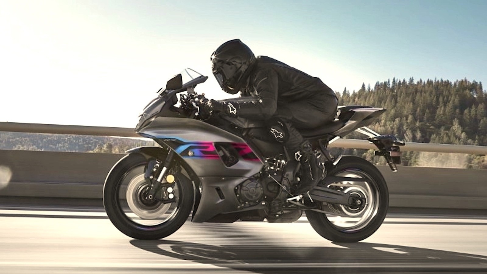 Yamaha R6 Vs. R7: Which Bike Is Faster & How Do The Engines Compare?