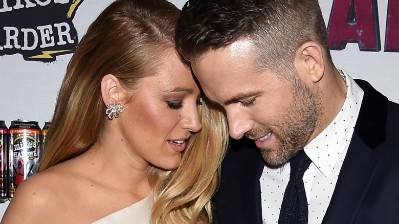 Hitachi Shows Prototype Of New Wooo Display- Features RGB Backlit LCD ...