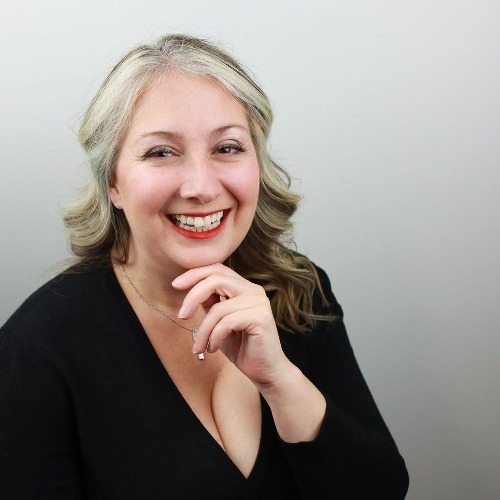 Jen Mallia - SlashGear