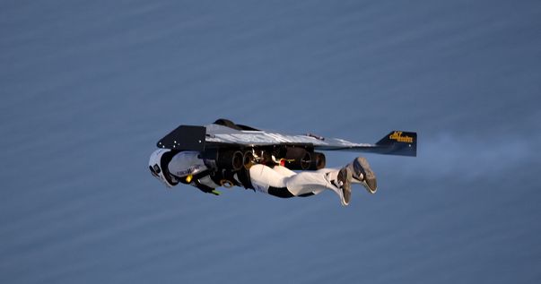 Jet-Pack Man Crosses English Channel With Self-Made 120mph Wing - SlashGear