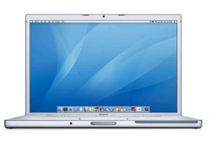 17-inch Unibody MacBook Pro with fixed high-capacity battery at ...