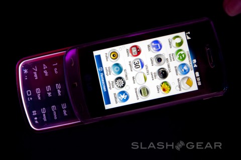 LG GD900 glass keypad phone gets official demo video - SlashGear