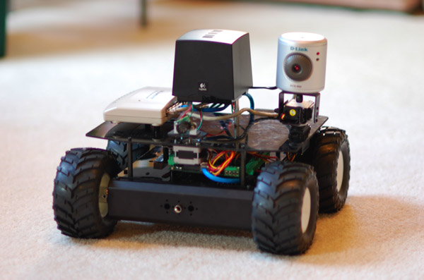 Autonomous DIY robot based on cheap MAKE Controller - SlashGear