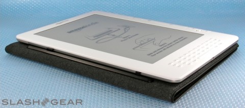 Amazon Kindle DX Review - SlashGear