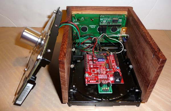 Arduino DAC gets case made from old hard-drive - SlashGear