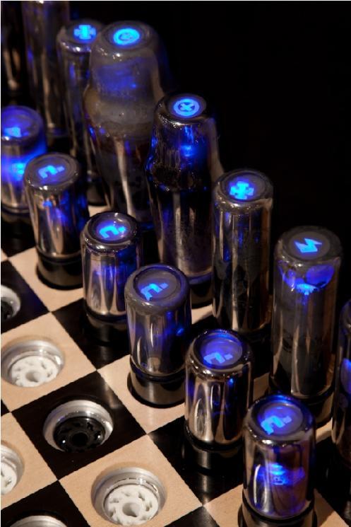 Chess Set For Tesla: Custom Vacuum Tube Chess Set