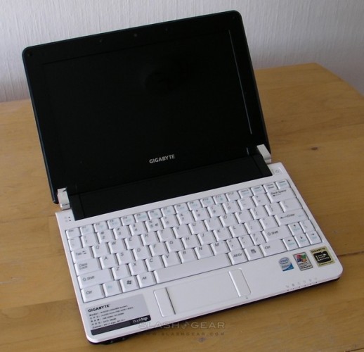 Gigabyte Booktop M1022 netbook review - SlashGear