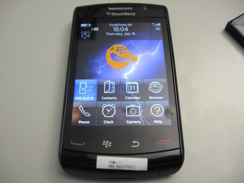 Vodafone BlackBerry Storm 9520 Spotted In Wild With WiFi