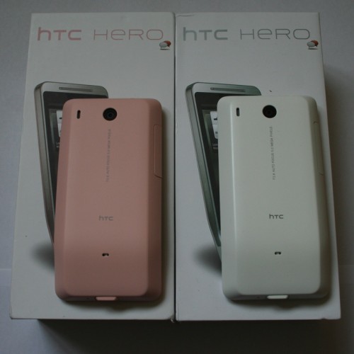 Pink HTC Hero shows up in wild - SlashGear