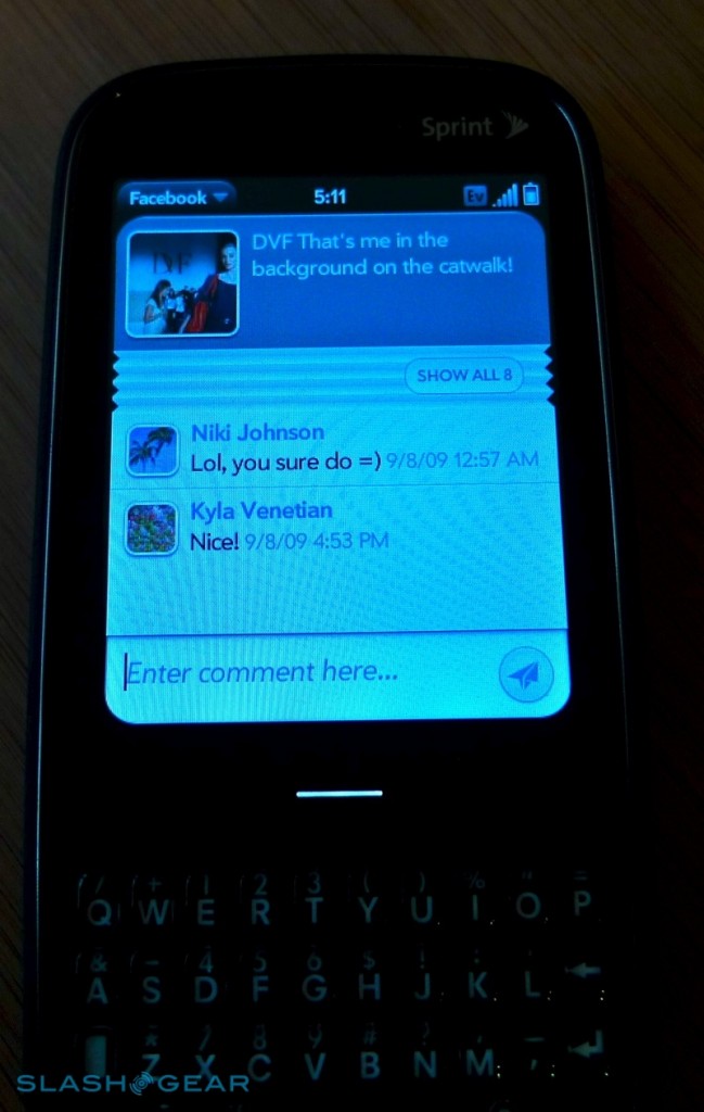 Palm Pixi powered by WebOS [Hands-on] - SlashGear