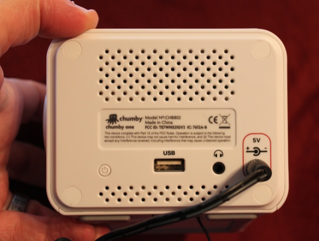 Chumby One gets unboxed, first-play - SlashGear