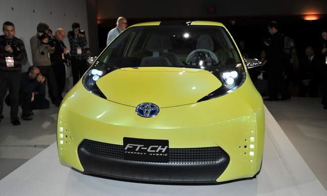 Toyota shows off new, sleeker mini-Prius , FT-CH concept hybrid - SlashGear