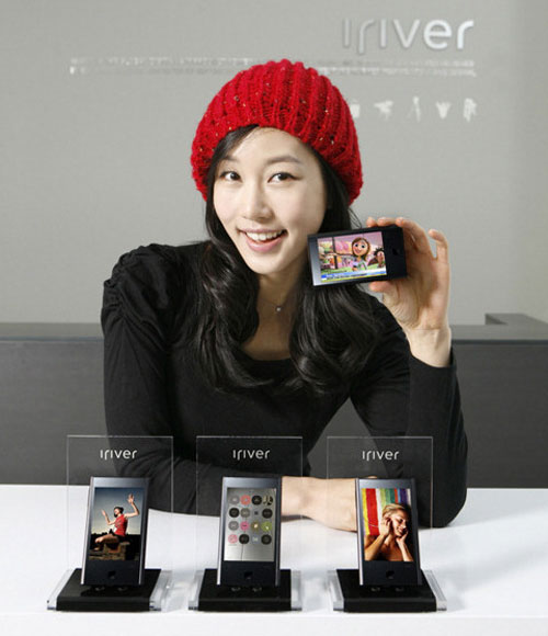 iRiver gets official with new Smart HD - SlashGear