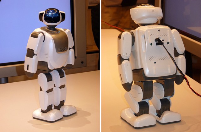 Fujisoft Palro Atom-based hobby robot [Video] - SlashGear
